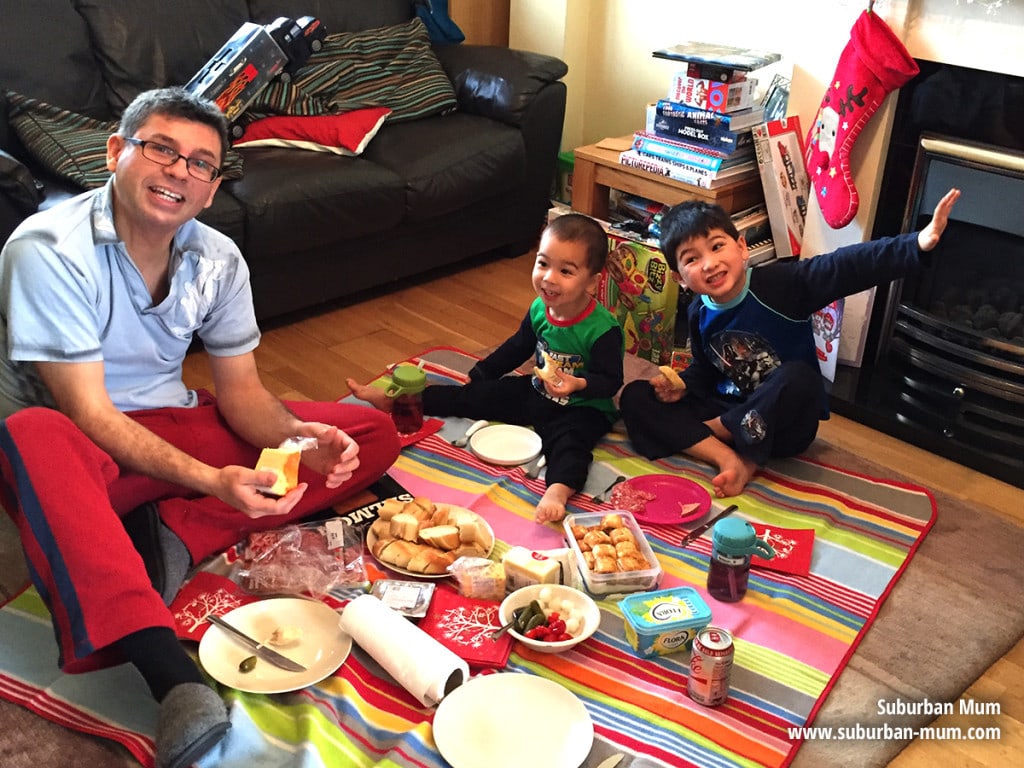 Over 20 Indoor Activities for a rainy day | Suburban Mum
